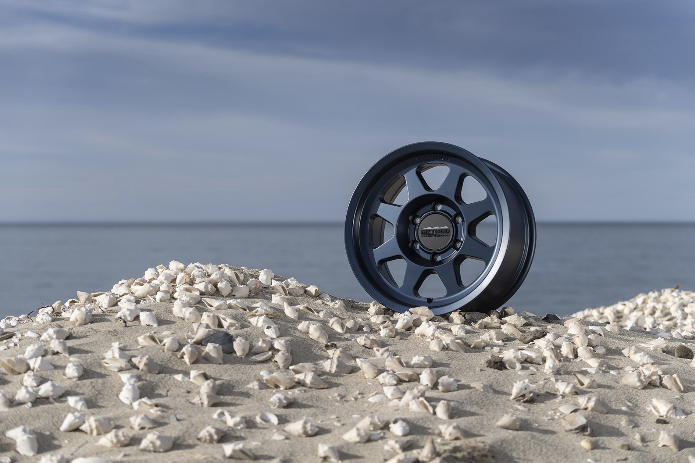 Method Race Wheels: Bahia Blue 701 and Gloss Titanium 703 Bead Grip ...